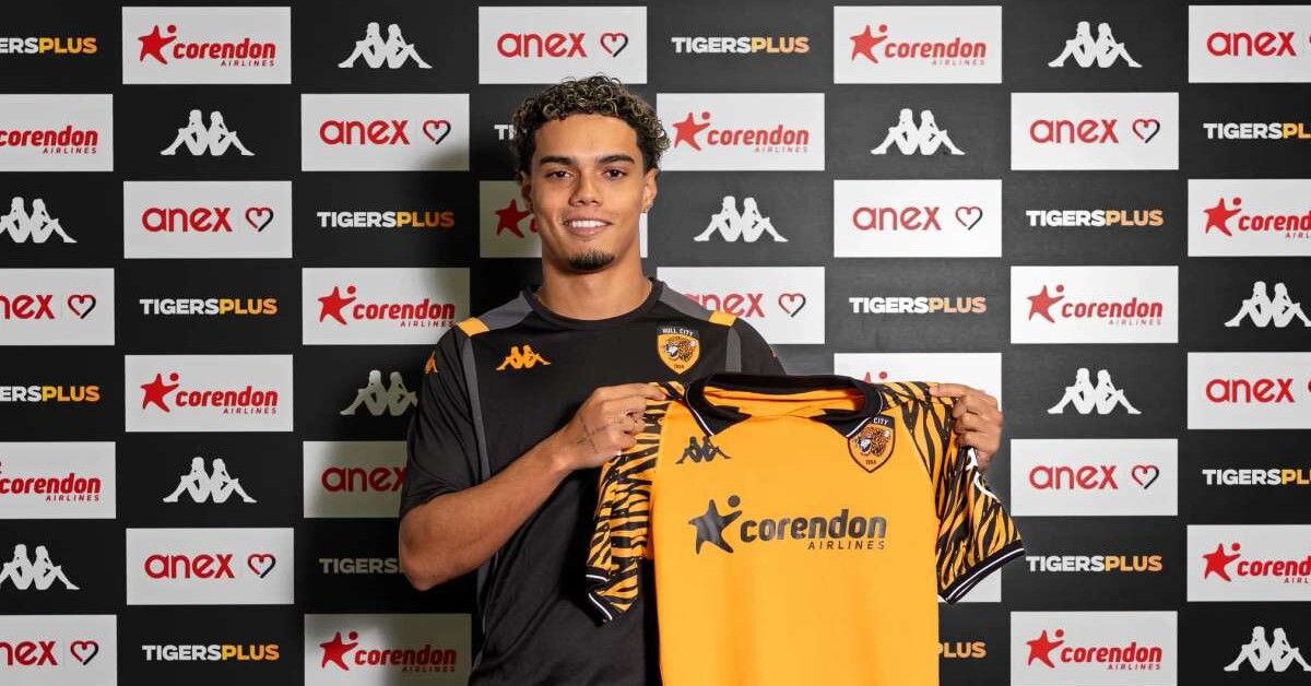 Ronaldinhův syn se ve 20 letech upsal Hull City. Snažím se dělat věci po svém, přiznal mladík ...