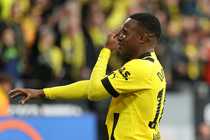 Moukoko má problémy s kotníkem, Dortmundu nepomůže šest týdnů ...