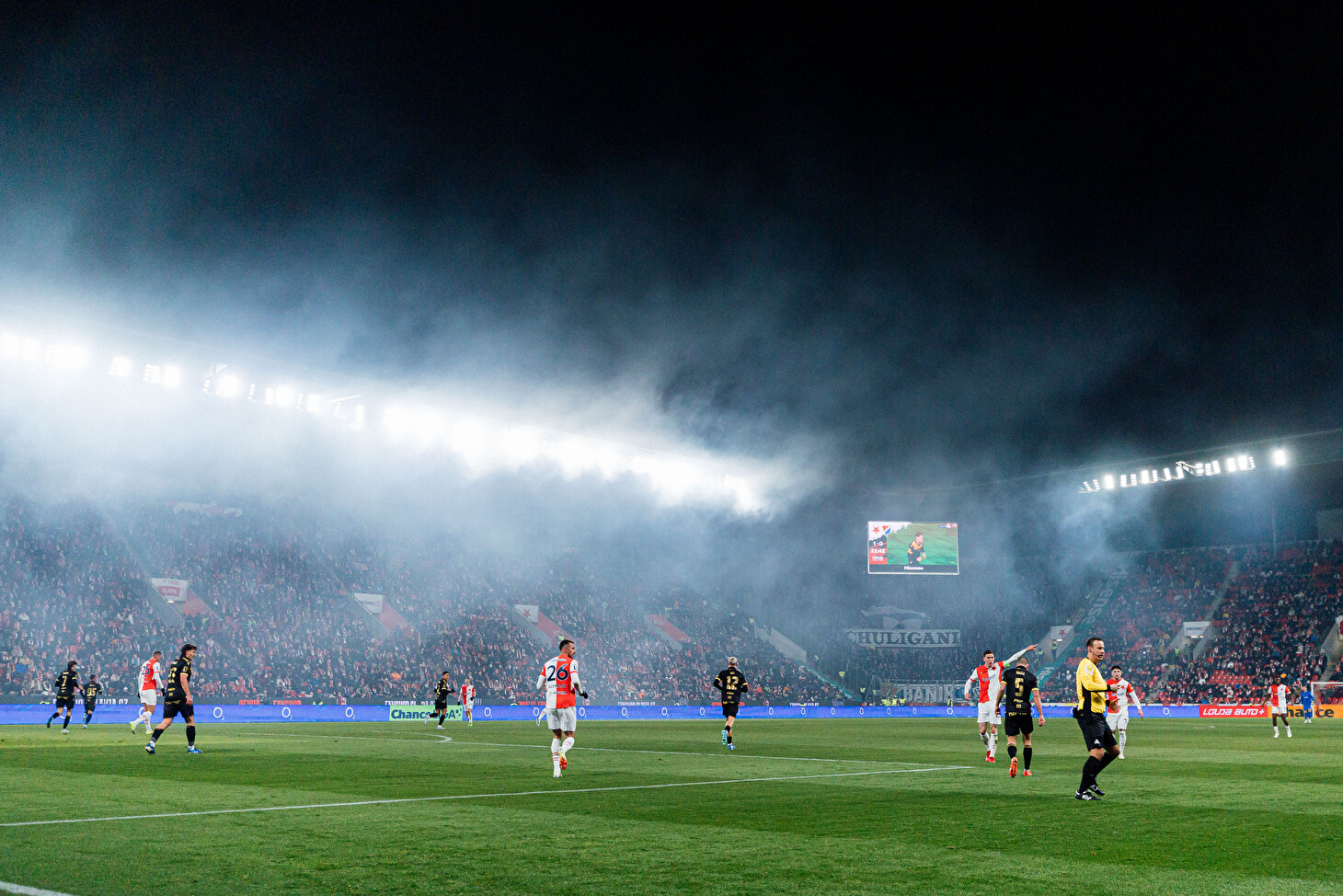 Reportáž ze zápasu Slavia Praha - Baník Ostrava: statistiky, reportáž ...